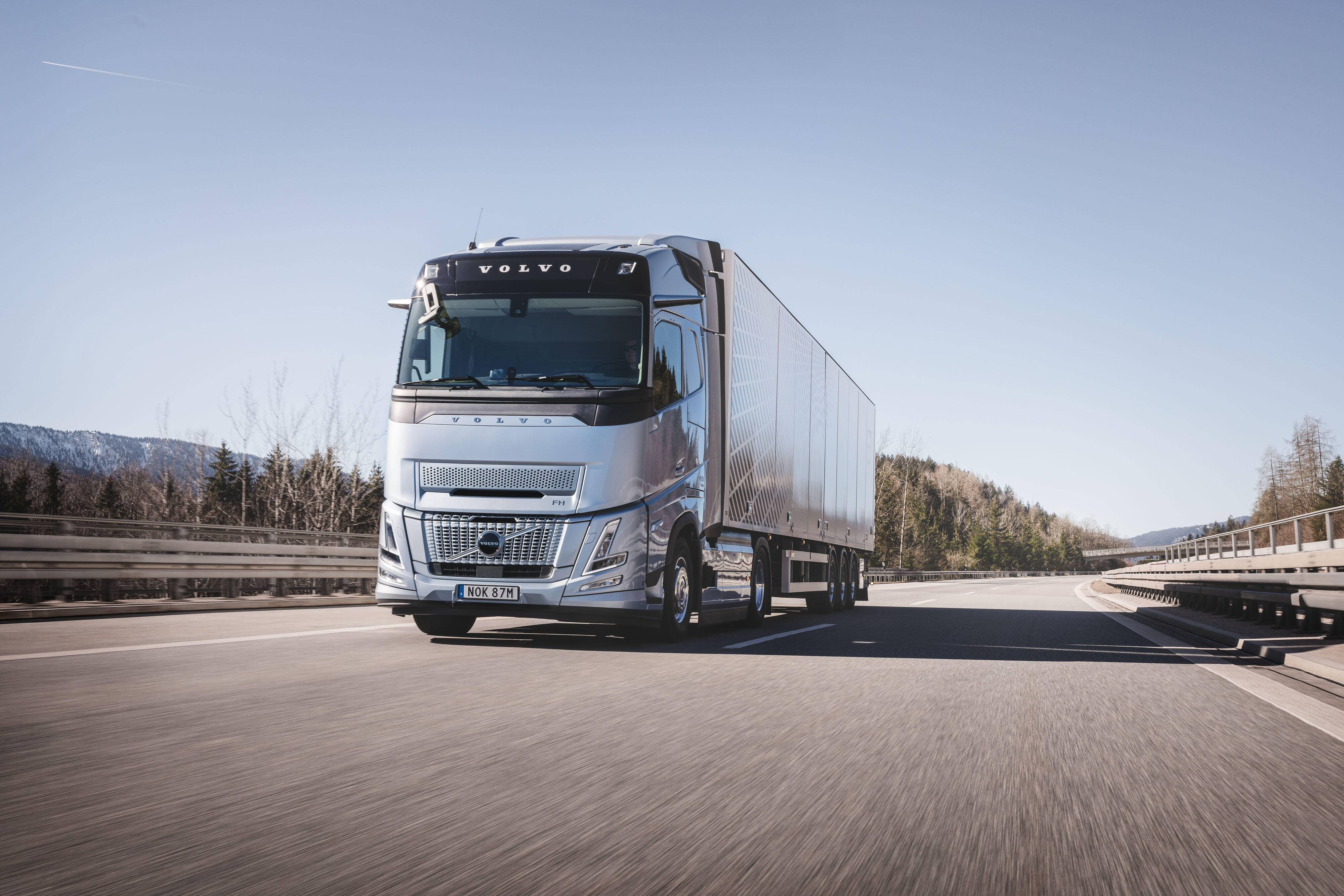 Le Volvo FH Aero remporte le Green Truck Award 2025